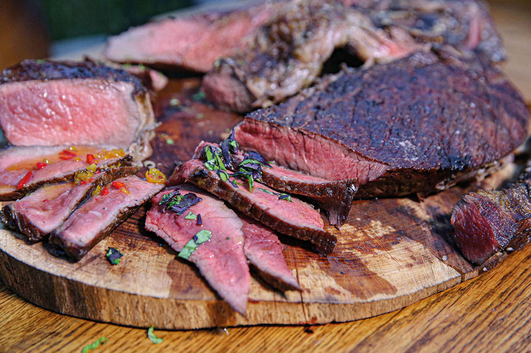 Caveman steak XXL from Angus ox – FIRE&FOOD
